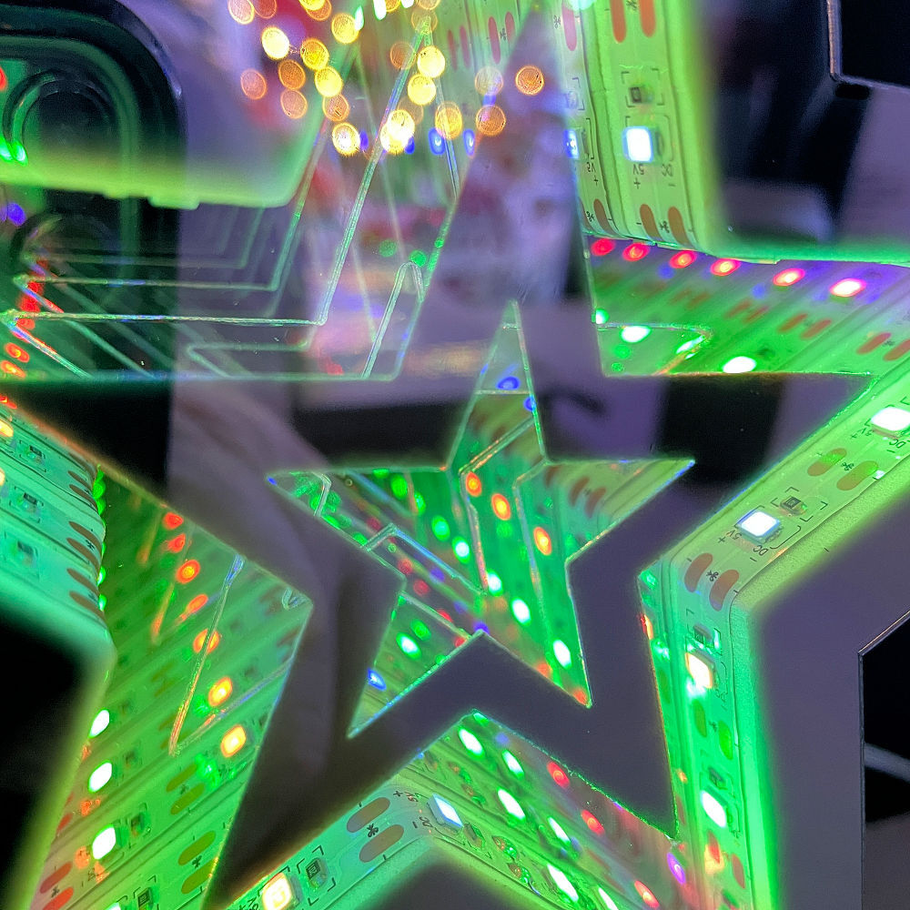 Infinity Tree Top Star Multicolour 20cm | We'll make your Christmas ...