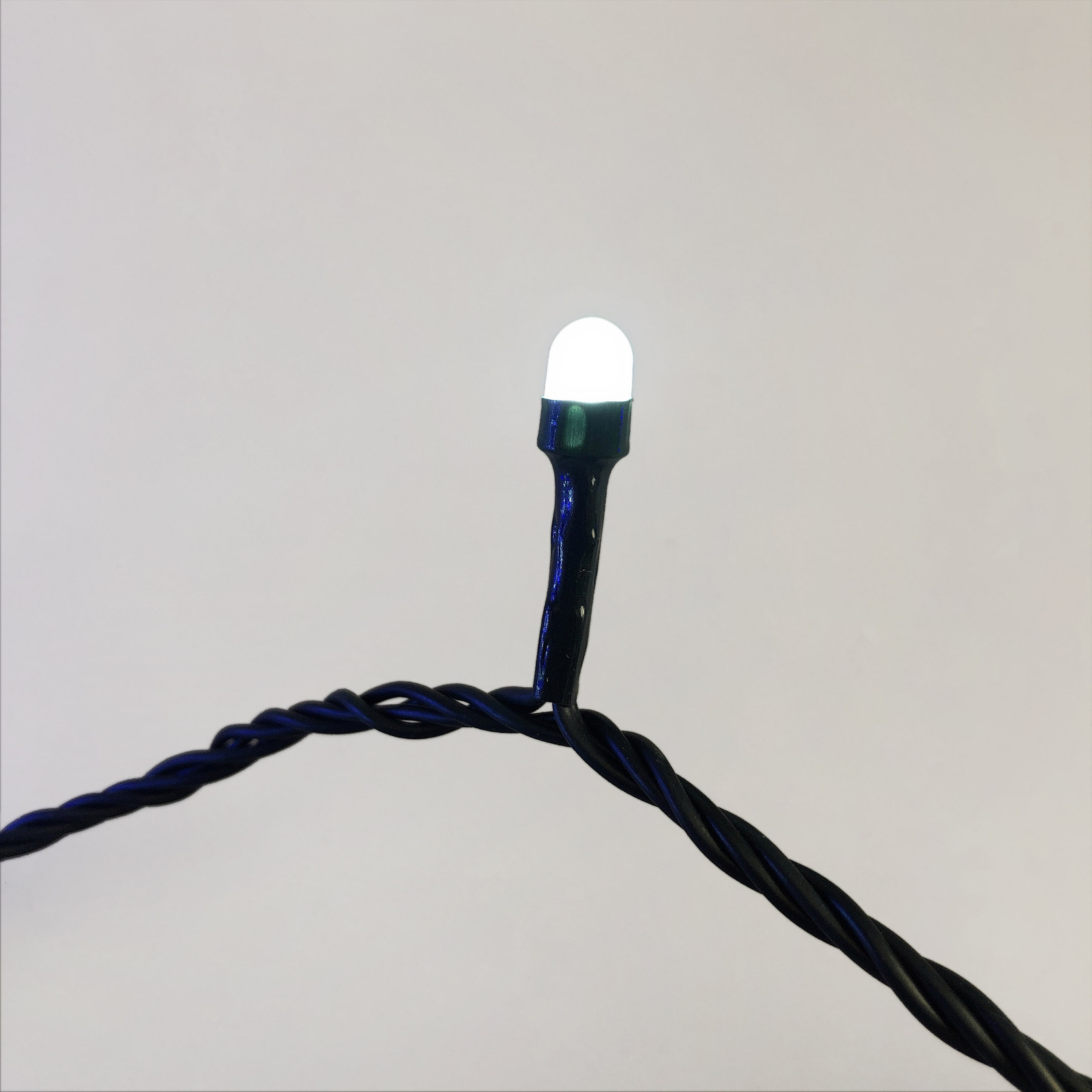 Frosted String Lights 320 LED Cool White | We'll make your Christmas ...