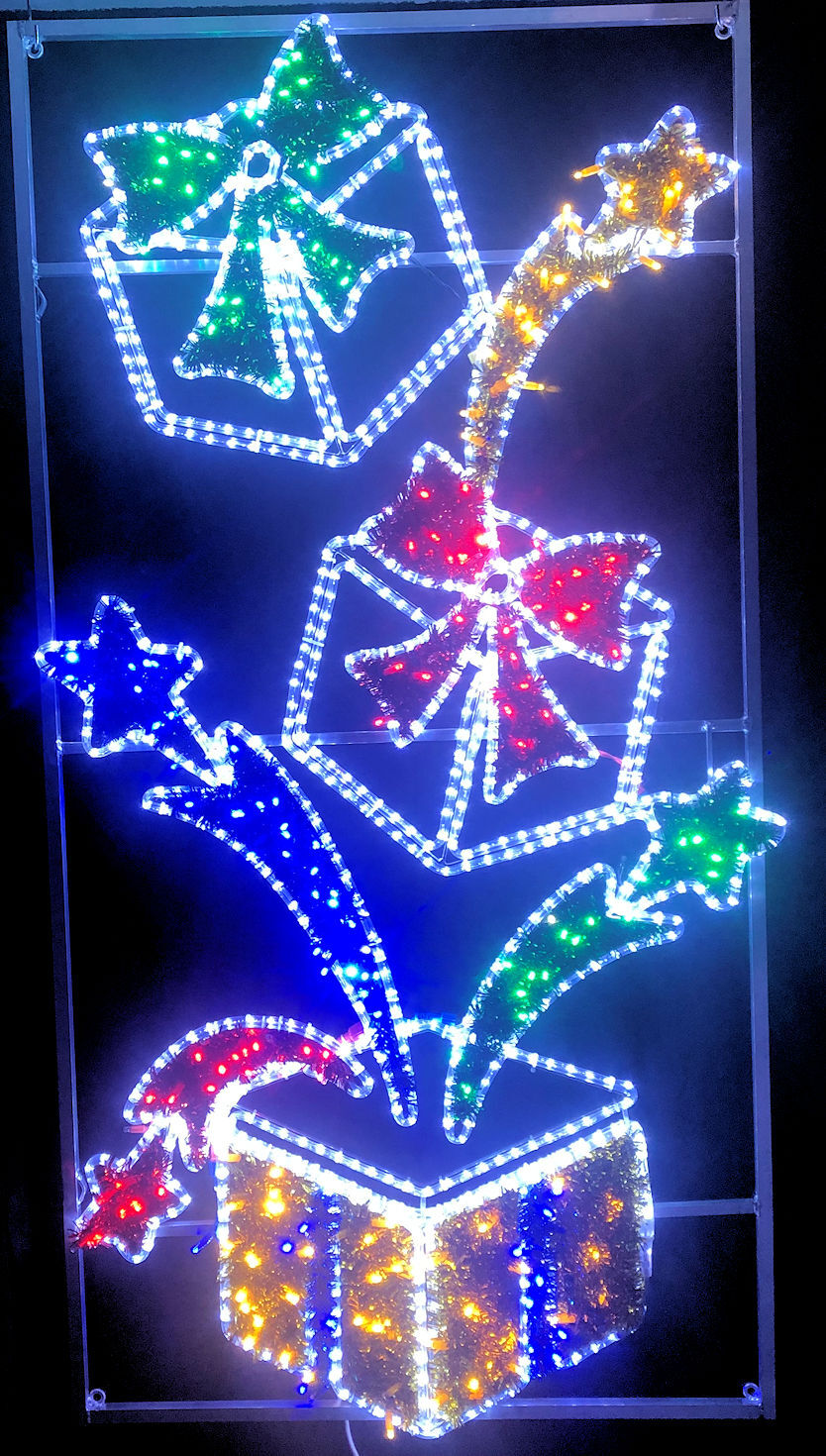 Present Burst Motif 200cm | Christmas Complete