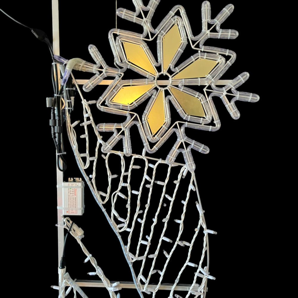 Lamp Pole Snowflake Gold 180cm | Christmas Complete