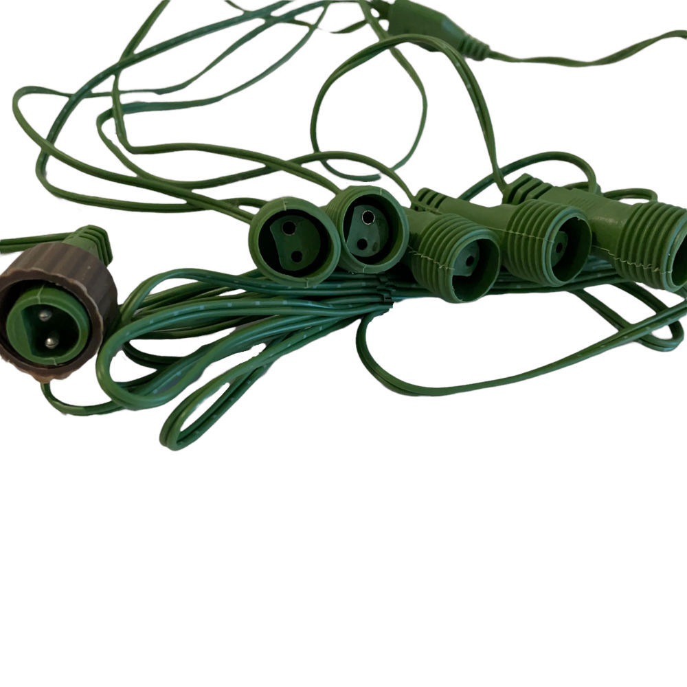 Royal Christmas Tree Plug - 5 Port | Christmas Complete