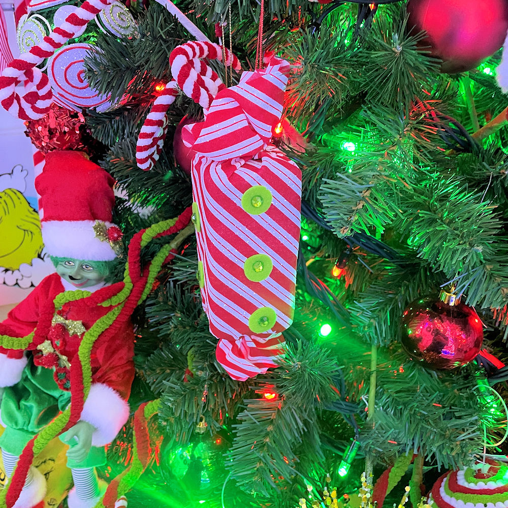 Taffy Candy - Stripe 23cm | Christmas Complete
